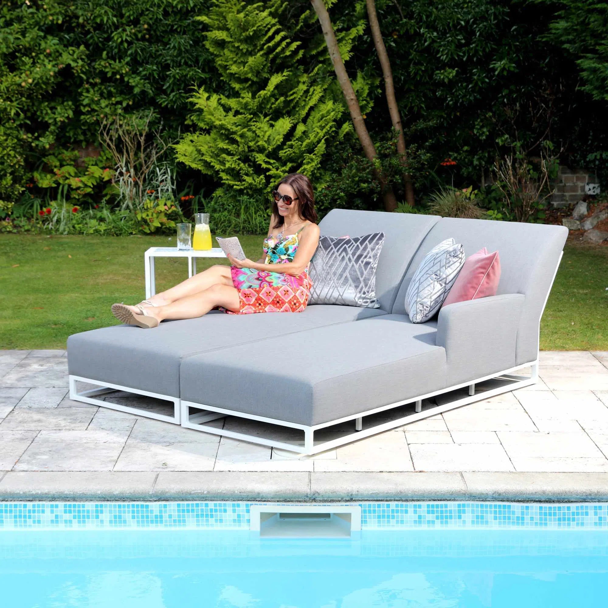 Set of 2 sun loungers store